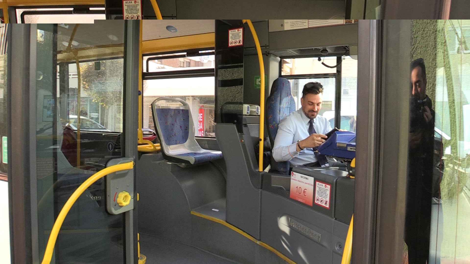 El Ayuntamiento pone en marcha la línea 19 de autobus - Interalmería TV